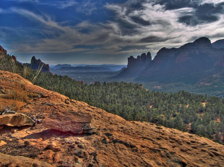 Vultee Arch in Sedona, Arizona | Vultee Arch Trail | Sedona.org